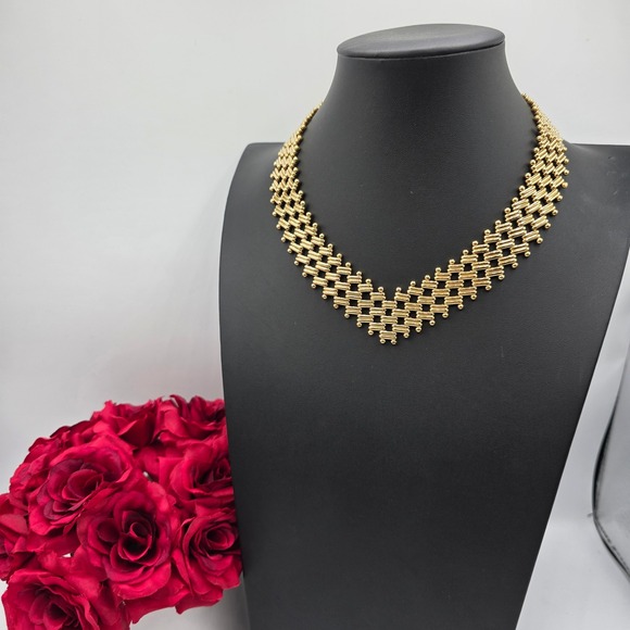 Napier | Jewelry | Napier Vintage Gold Tone Woven Lattice Vshape Collar ...